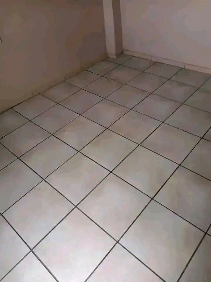 Rooms to rent in a neat secure yard, next to in Ivory Park, Gauteng ads sa