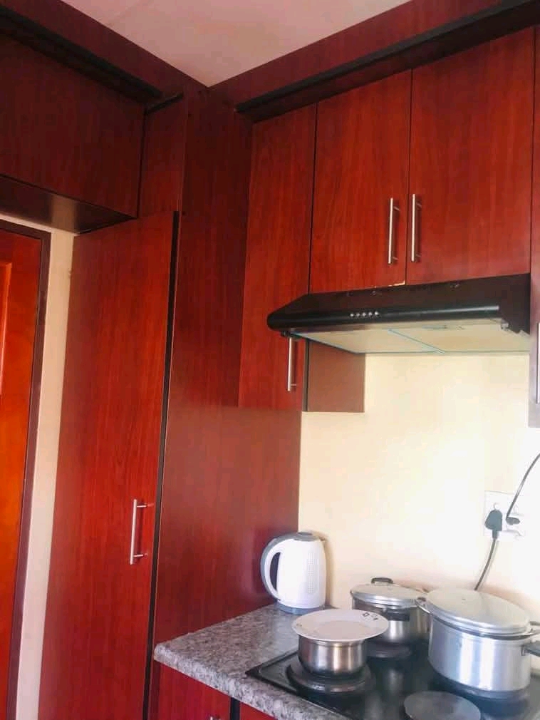 2bedrooms house in ext 45 fitted a wall, carp in Clayville, Gauteng ads sa