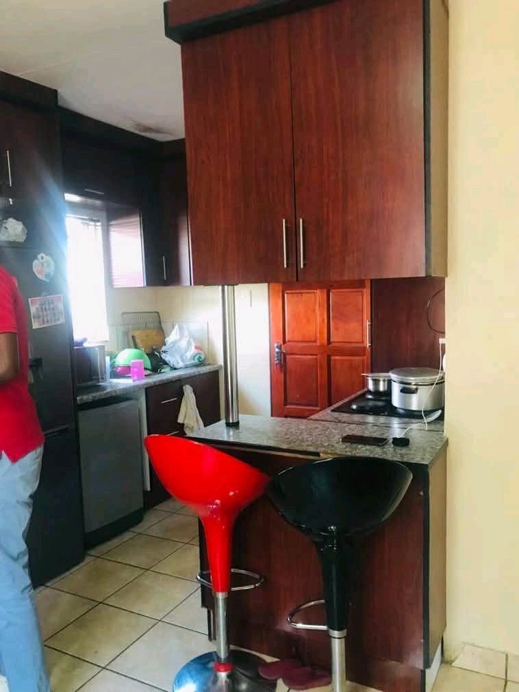 2bedrooms house in ext 45 fitted a wall, carp in Clayville, Gauteng ads sa