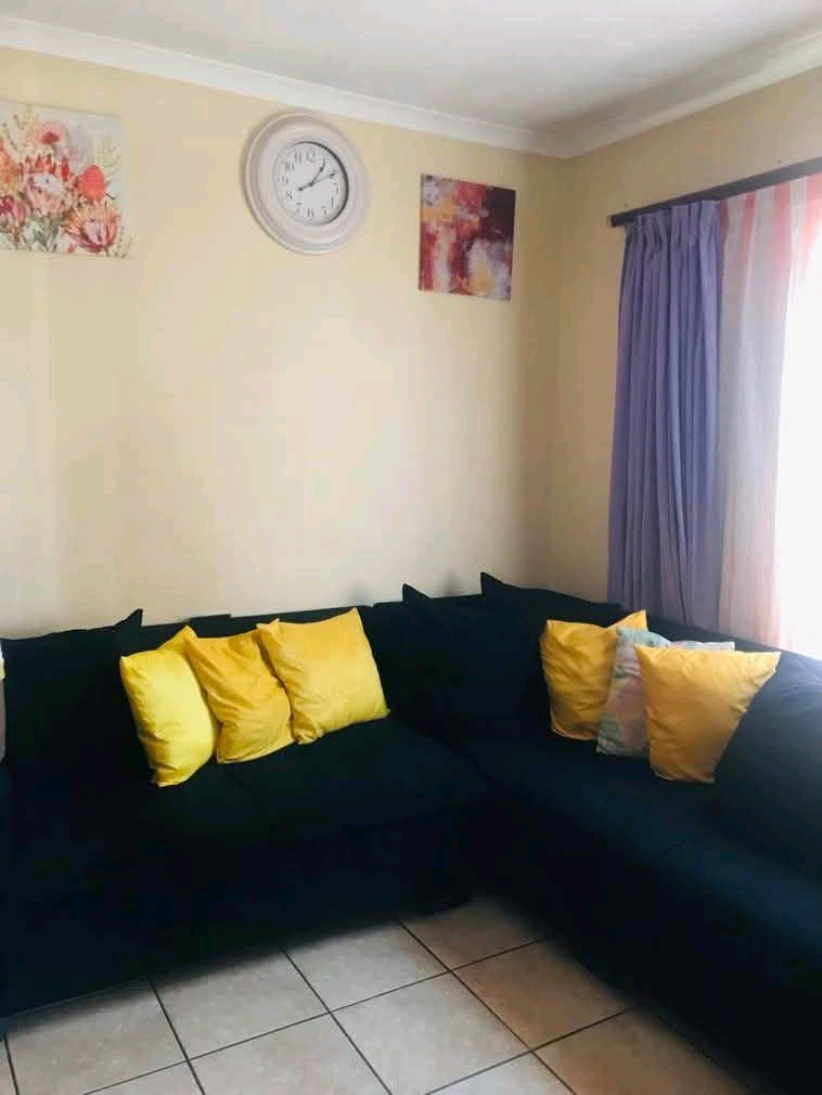 2bedrooms house in ext 45 fitted a wall, carp in Clayville, Gauteng ads sa
